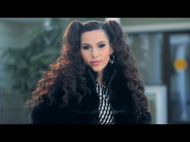 Oana Preda - Am crezut ca banii te fac fericit - Official Video