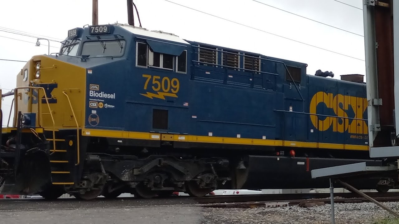 Csx 7509 Biodiesel Locomotive Trails 3rd At Hamilton Oh Youtube