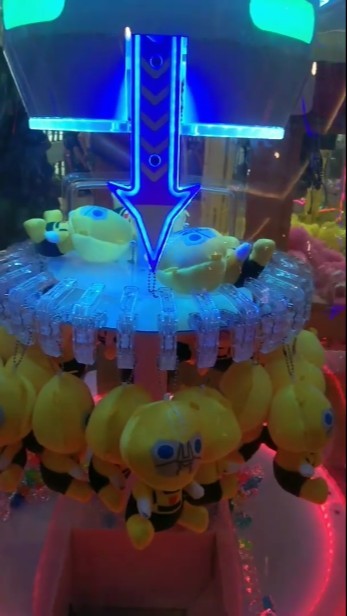 Spinning Claw Machine Clawmachine Shorts Spin Clawmachinewin