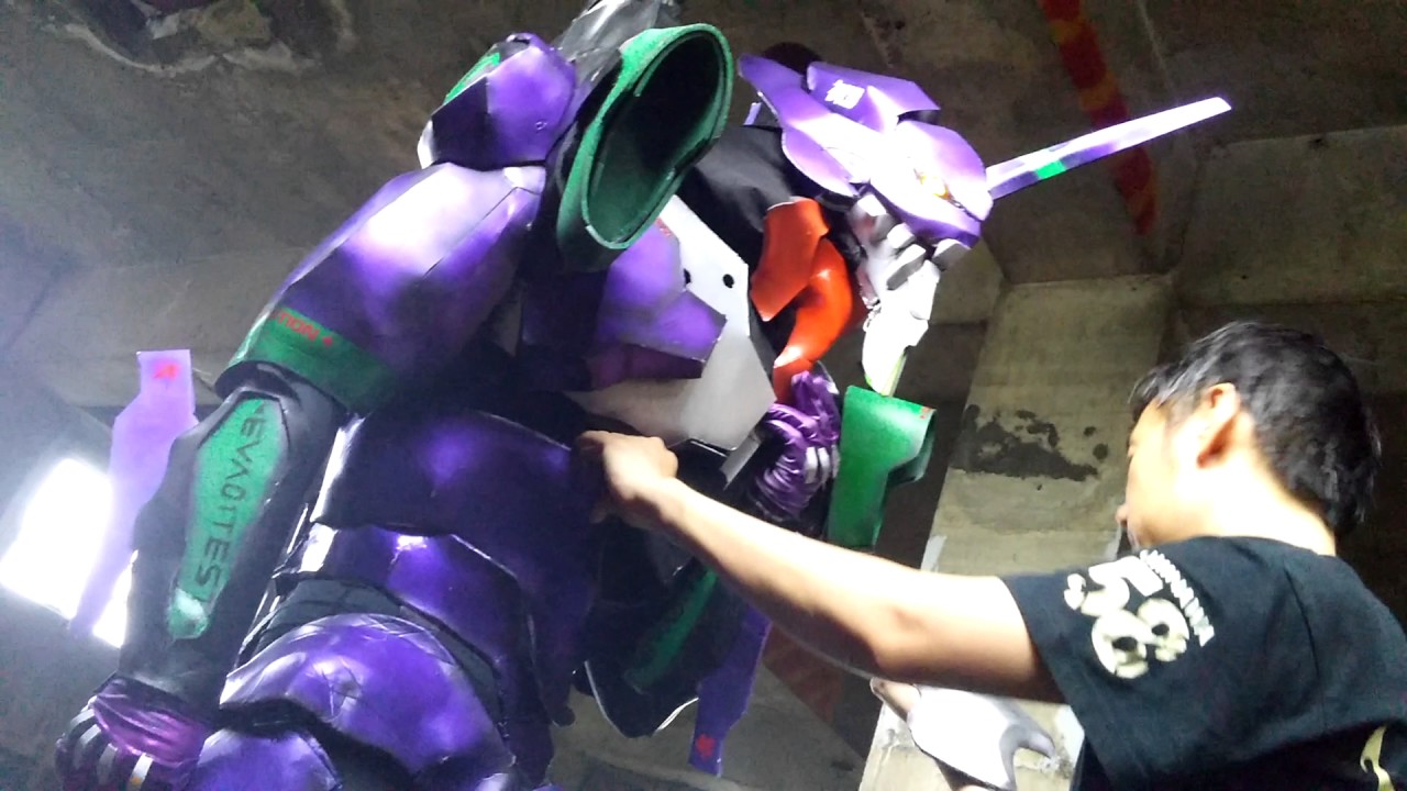 Behind The Scenes Evangelion Unit 01 Cosplay Part 1 Youtube