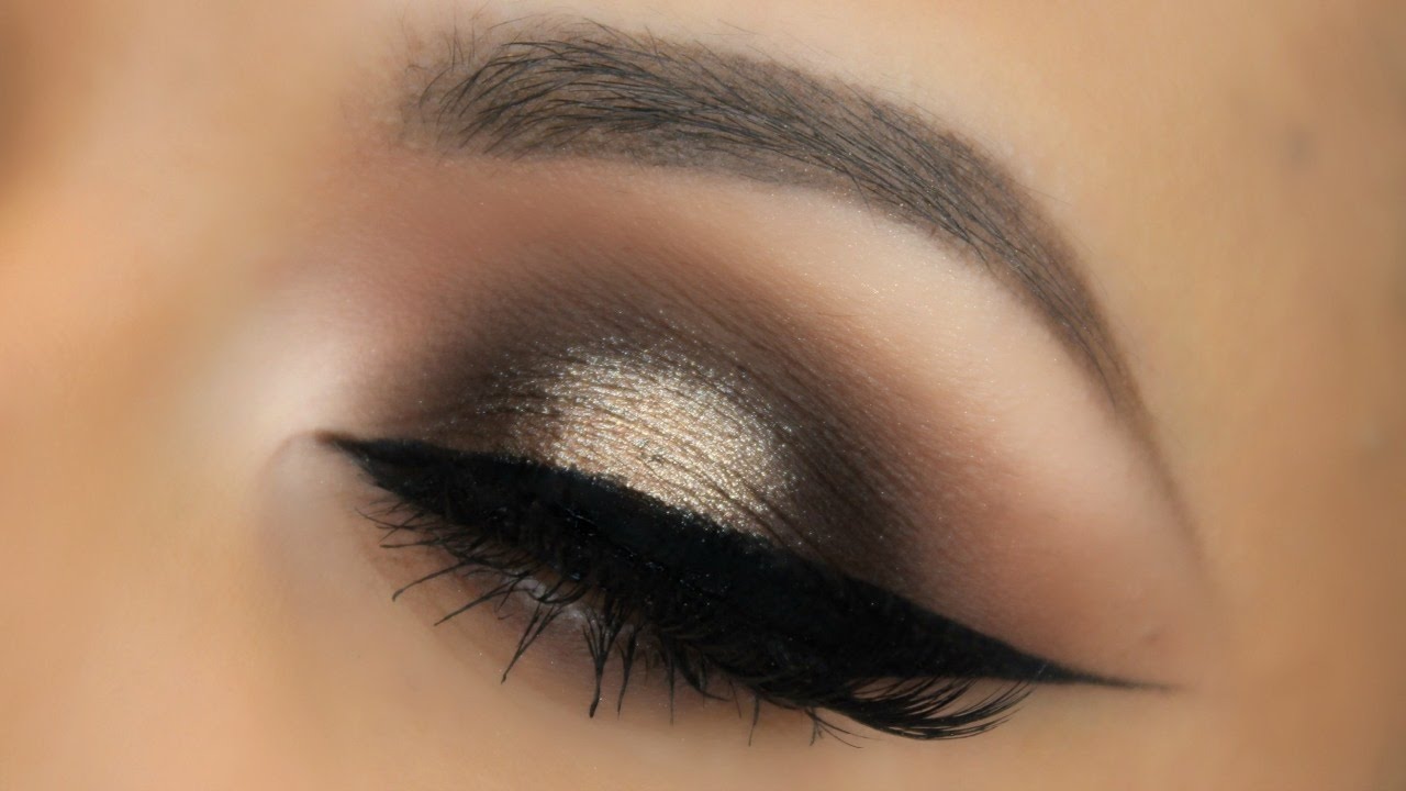 Halo Smokey Eye Makeup Tutorial Youtube