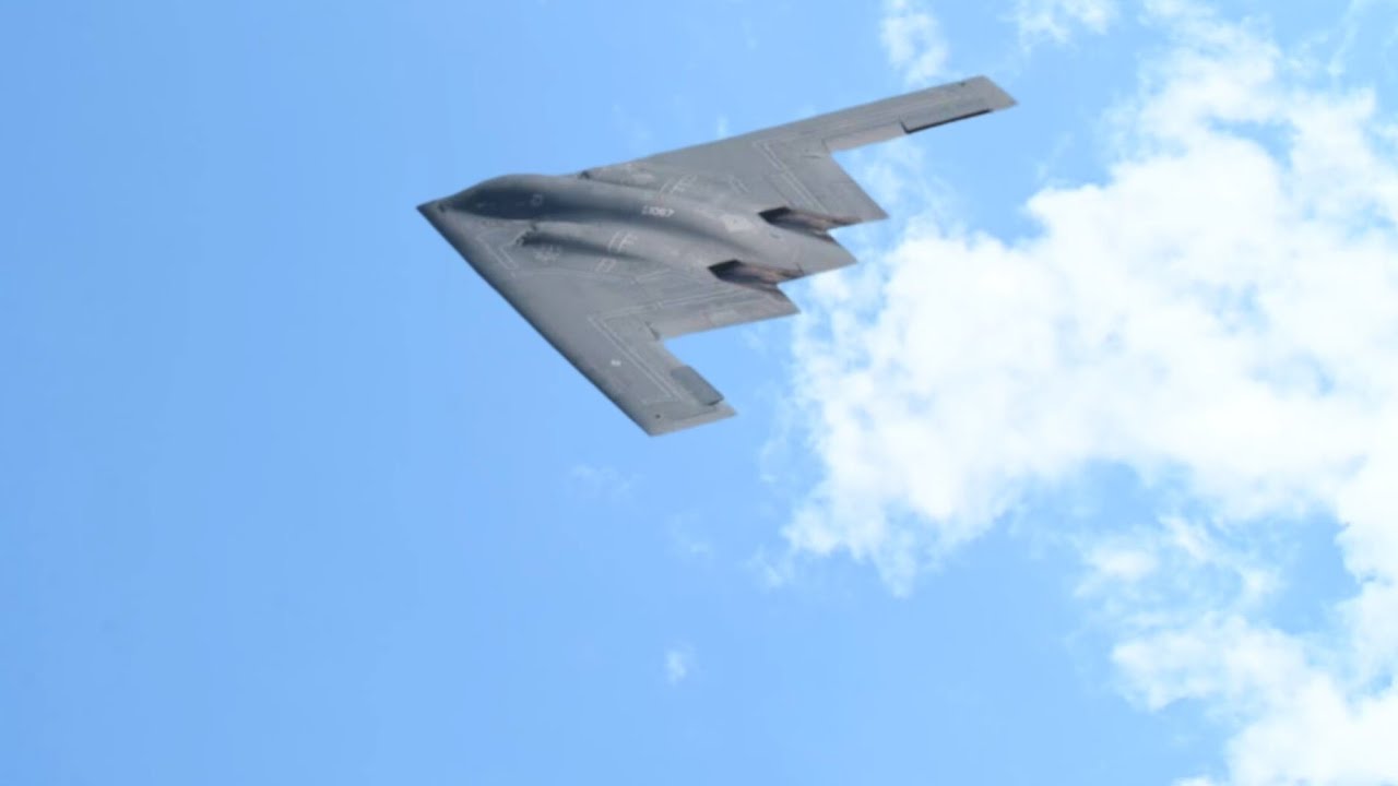 B 2 Spirit Stealth Bomber Mission Over Australian Skies Youtube