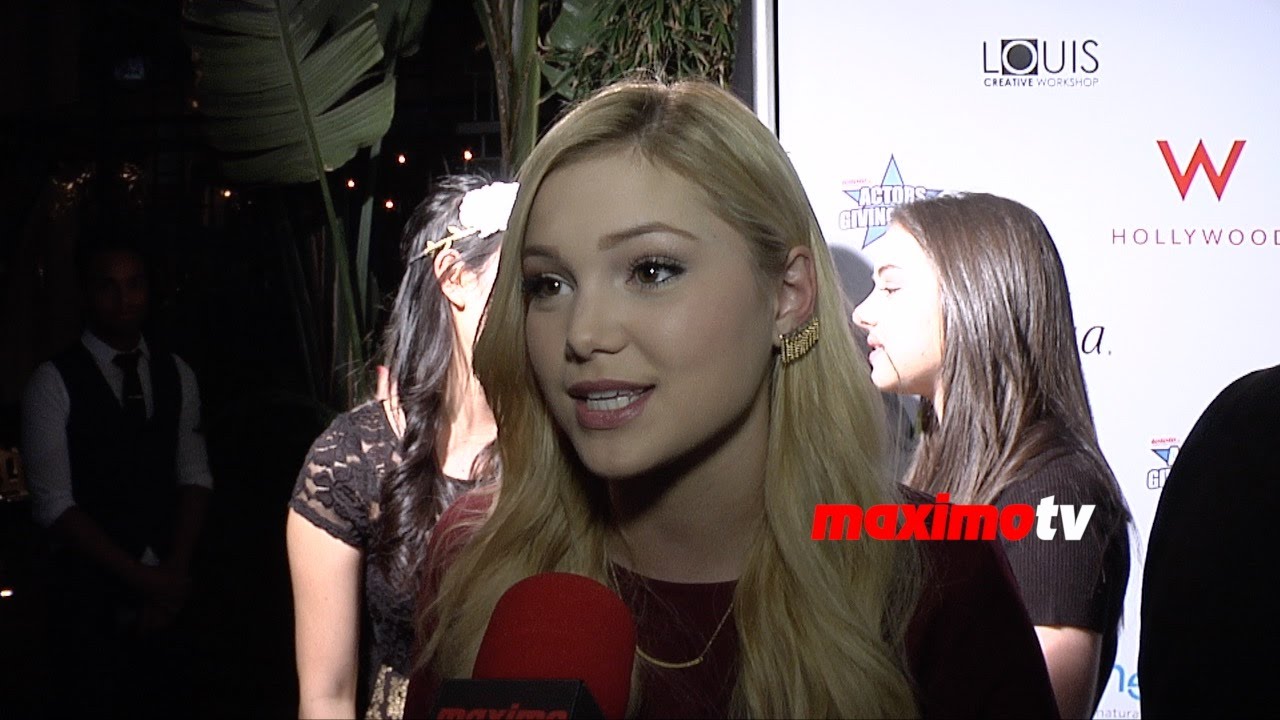 Olivia Holt Interview Paris Berelc Sweet 16 Party Red Carpet Youtube