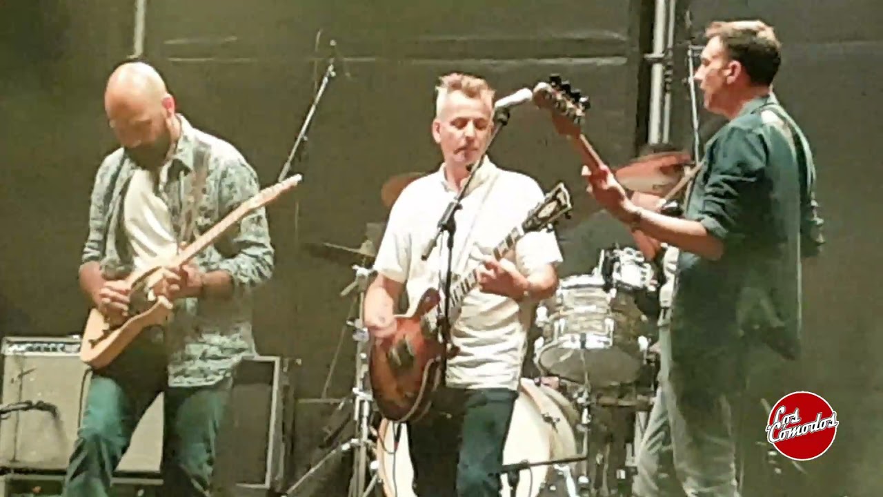 Los Cómodos Tiempos Nuevos Tiempos Salvajes Ilegales Chords Chordify