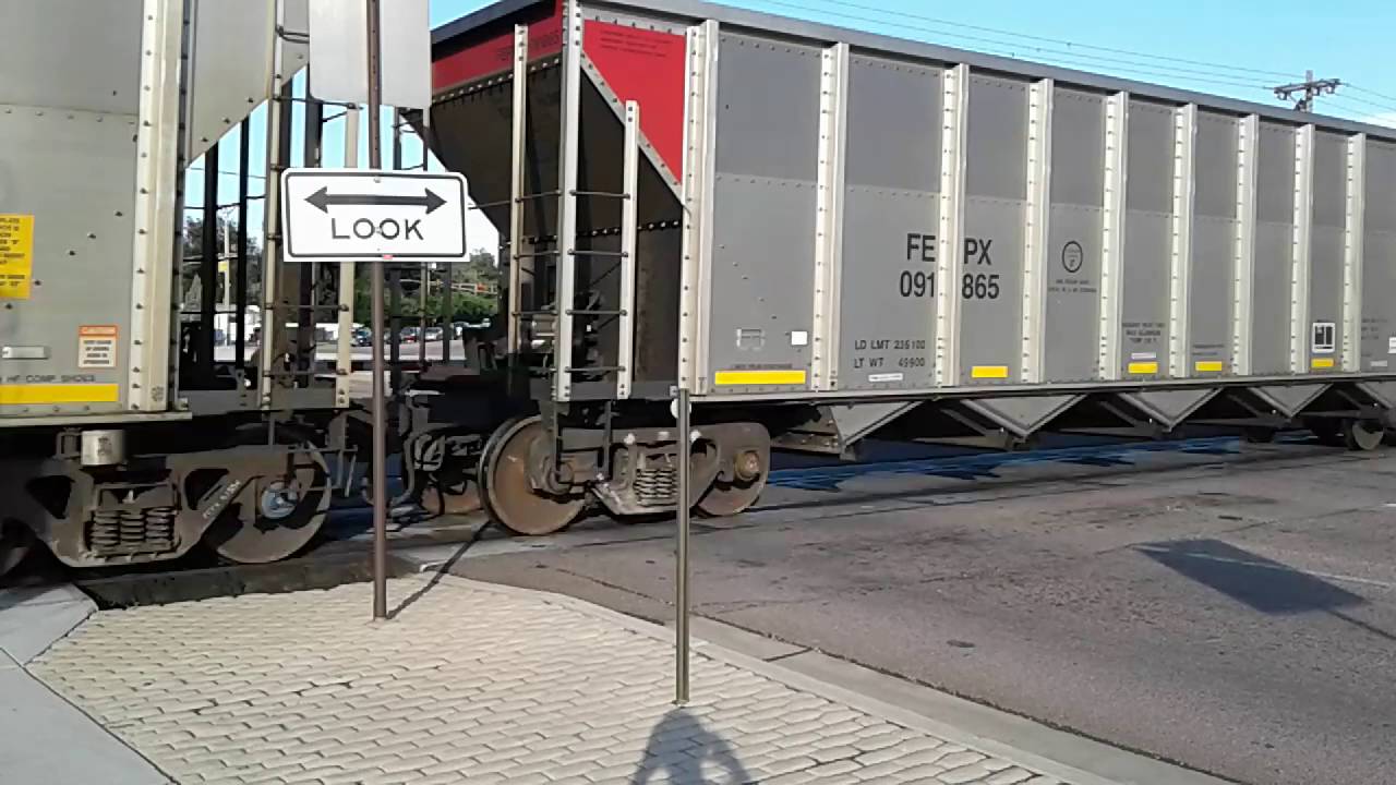 Bnsf 8582 8488 6339 And 8413 Empty Coal Train Youtube