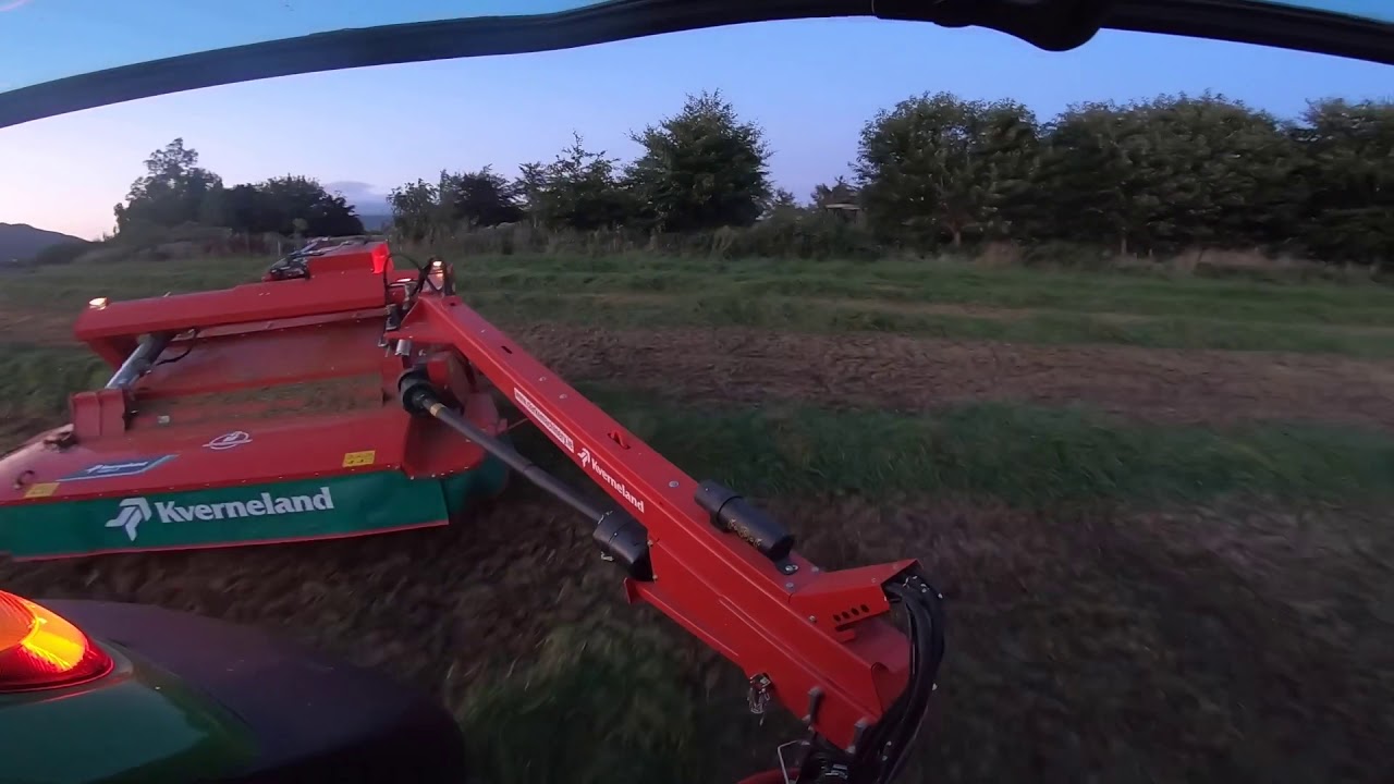Mowing Second Cut Silage Youtube