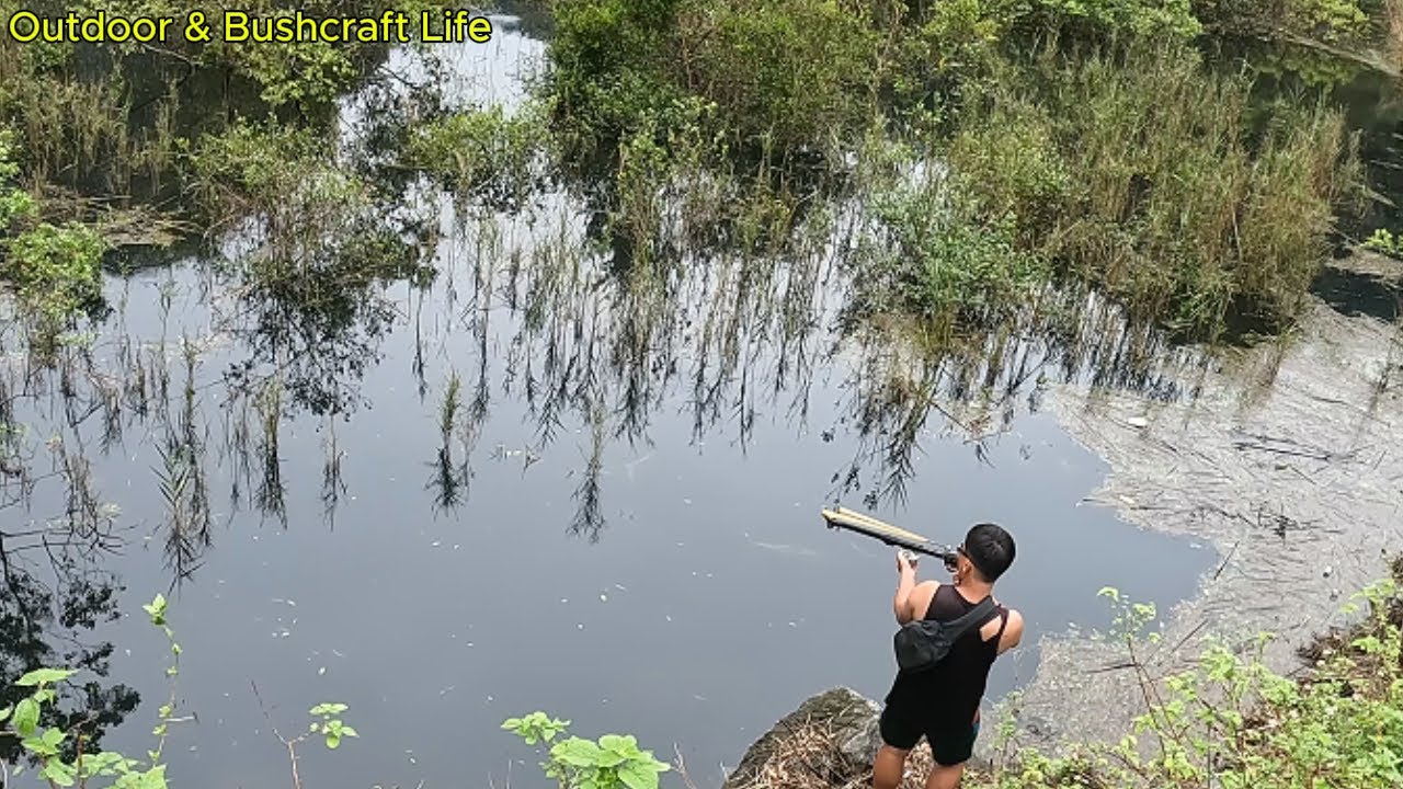 Fishing And Hunting Fish While Flooding Youtube