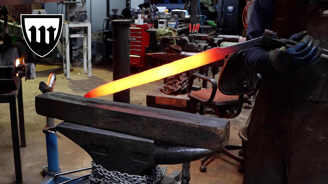 Forging A Roman Officers Sword Part 1 Forging The Blade Youtube