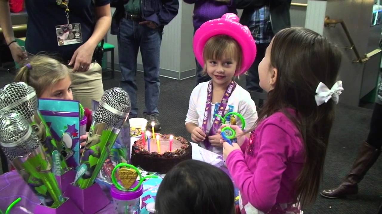 Julia S 6th Birthday 12 7 13 Youtube