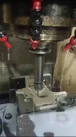 Upright Machining On Vmc Mechanicalengineering Manufacturing