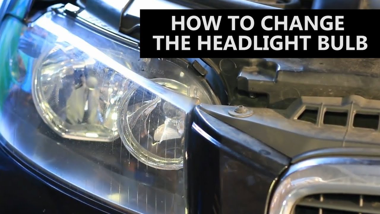 How To Change A Car Headlight Bulb Youtube
