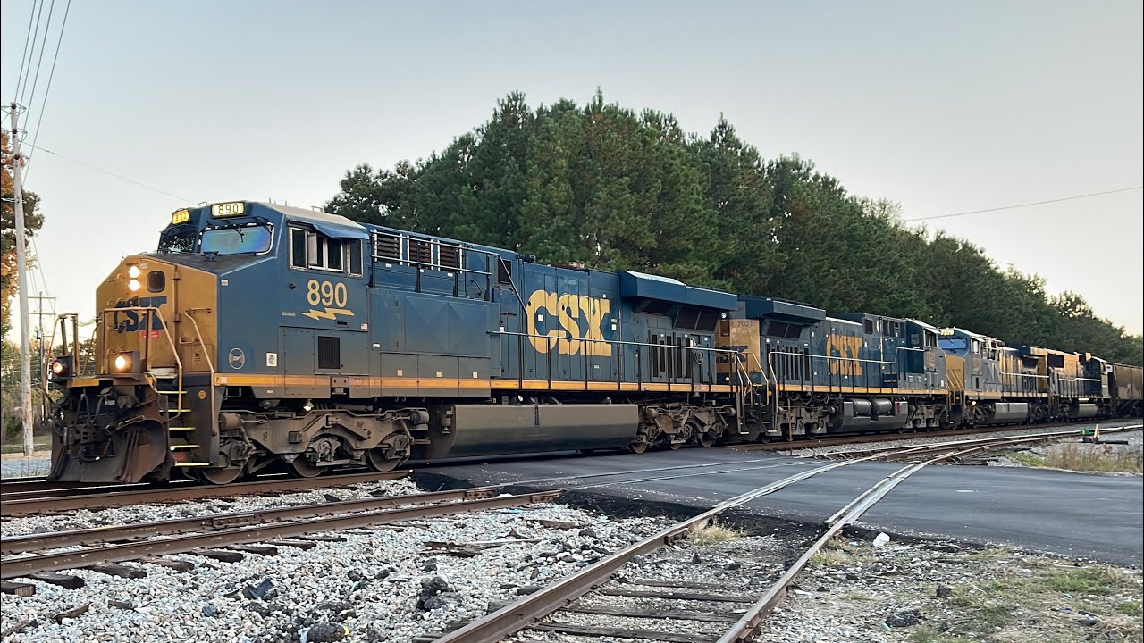 Csxt G628 20 Es44ah 860 Doing All The Work Cm44 S 7021 7270 Sd70mace