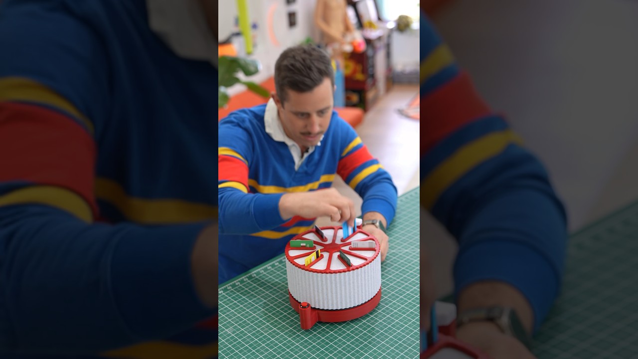 This Credit Card Roulette Machine Picks Who Pays For Dinner