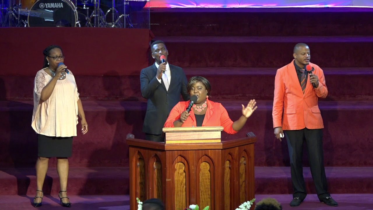Lillian Barrett Higher Medley Great I Am We Exalt Thee Youtube