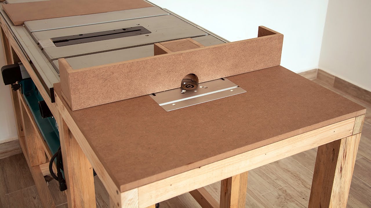 Construcción De Una Mesa Para Router Diy Con Un Sistema De Elevación