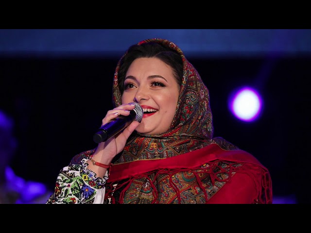 Laura Olteanu & Orchestra Fratior Advahov -Colind ,,Sculati Gazde nu ...