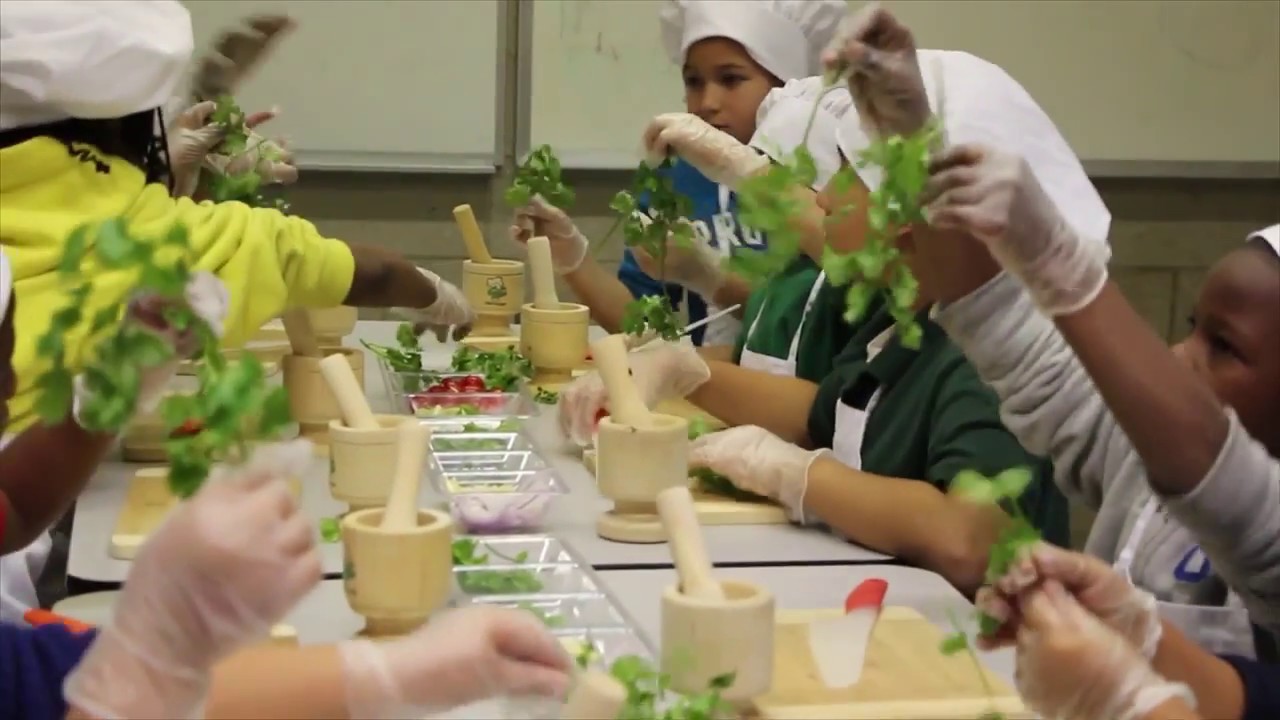 Families Cooking For A Brighter Future Youtube