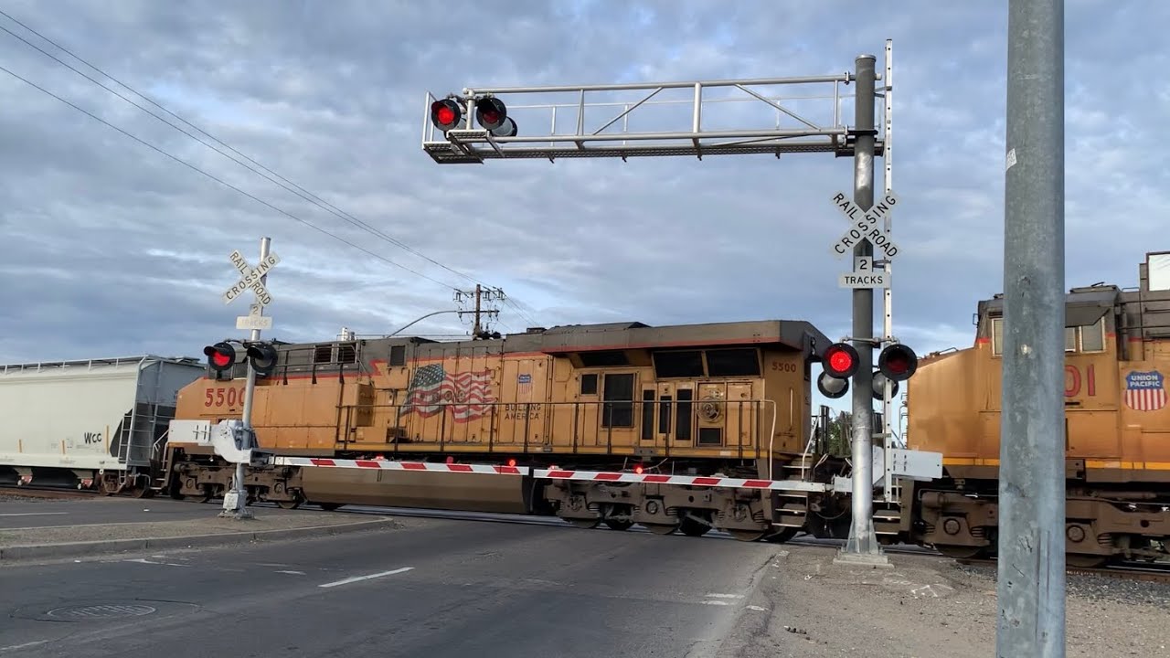Up 5386 Manifest Freight Train South E Alpine Avenue Railroad