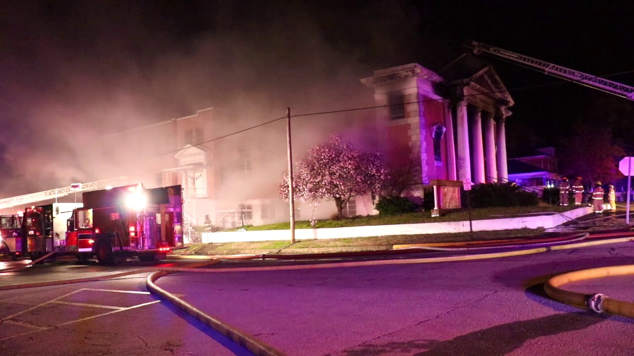 Aurora Mo First Christian Church Building Fire Youtube