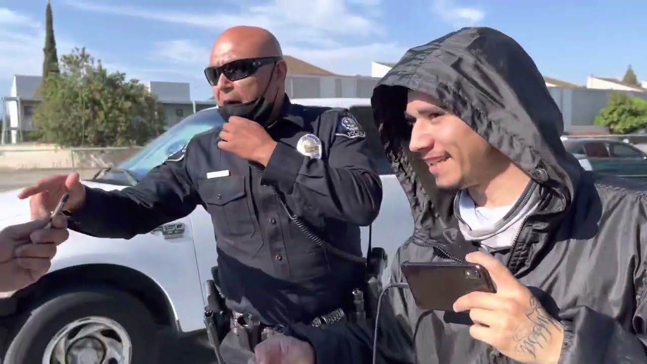 Profile Intimidation And Harassment By Police Officer Fail Youtube