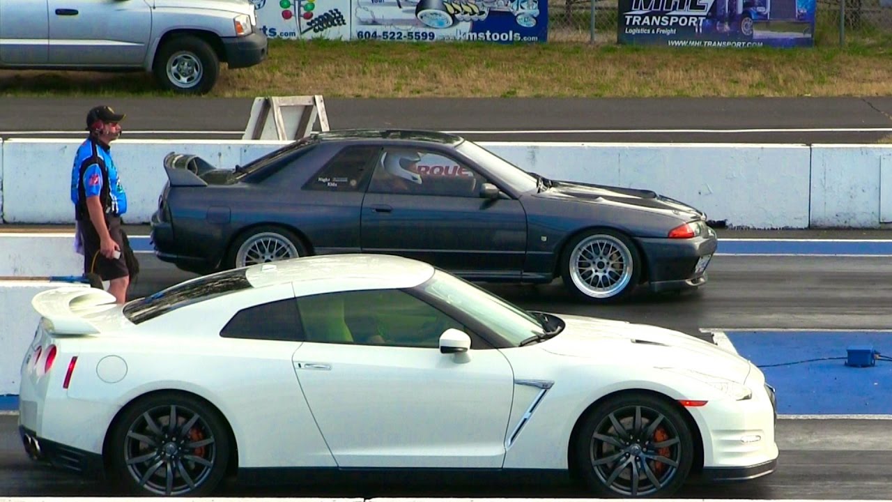 Must See Race Nissan Skylane R32 Gtr Smokes Gtr 35 Drag Race Youtube