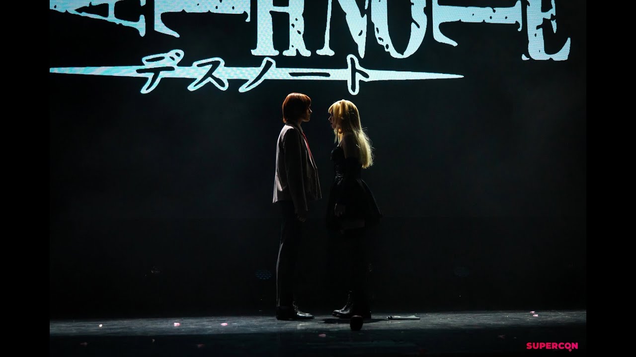 Amane Misa Light Yagami Cosplay Defile Death Note Youtube
