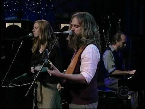 Tv Live Iron Wine The Devil Never Sleeps Letterman 2007 Youtube