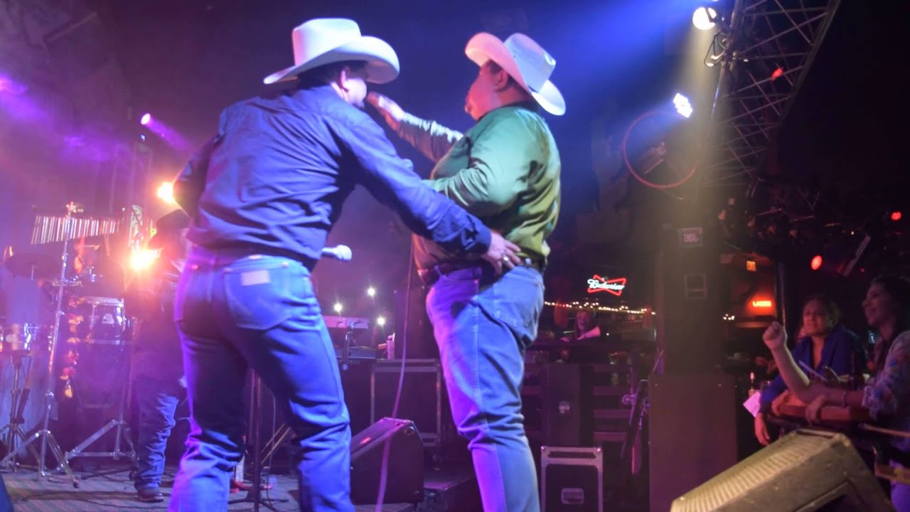 Emilio Y Raulito Navaira Como La Hare Youtube