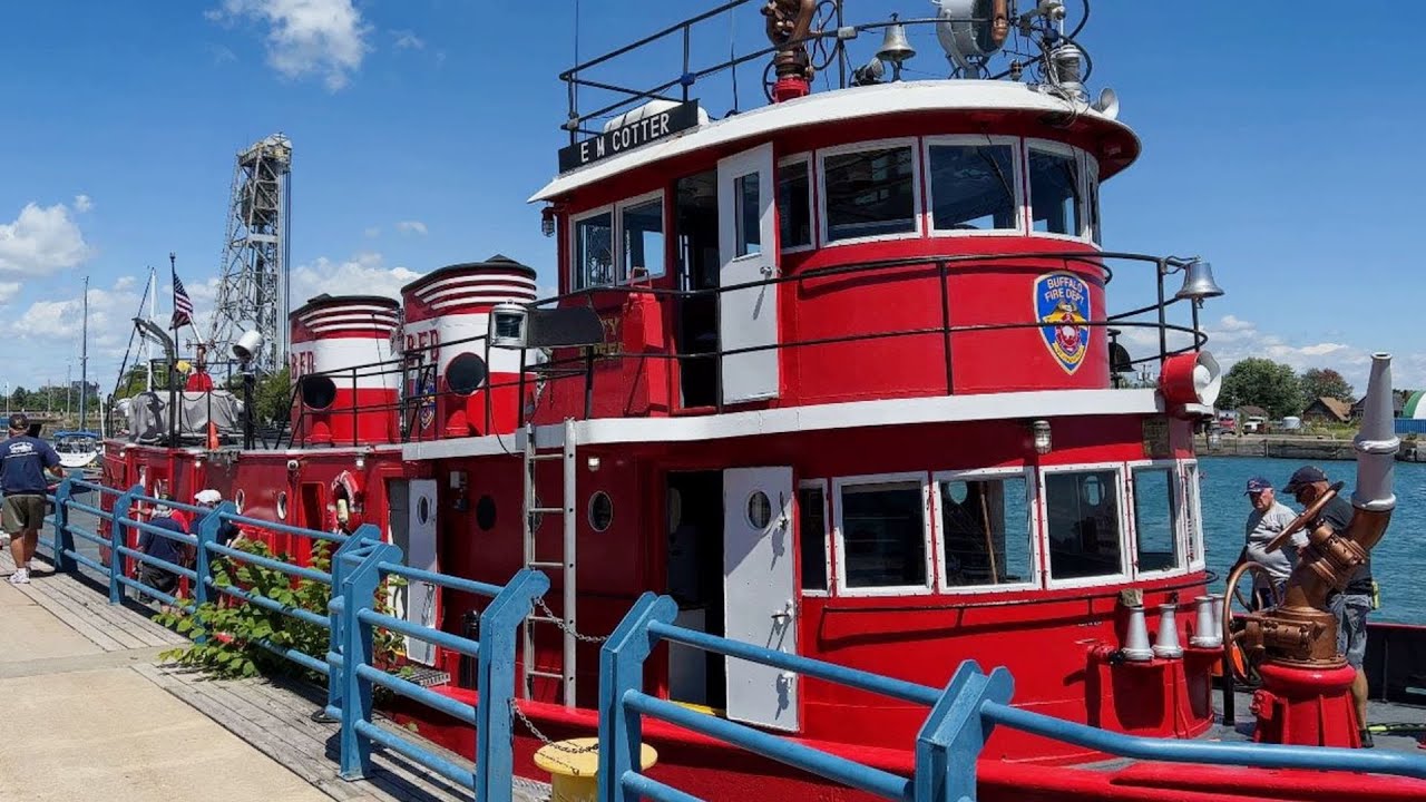 Canal Days In Featuring Tall Ship Empire Sandy Tugboat Theodore Too