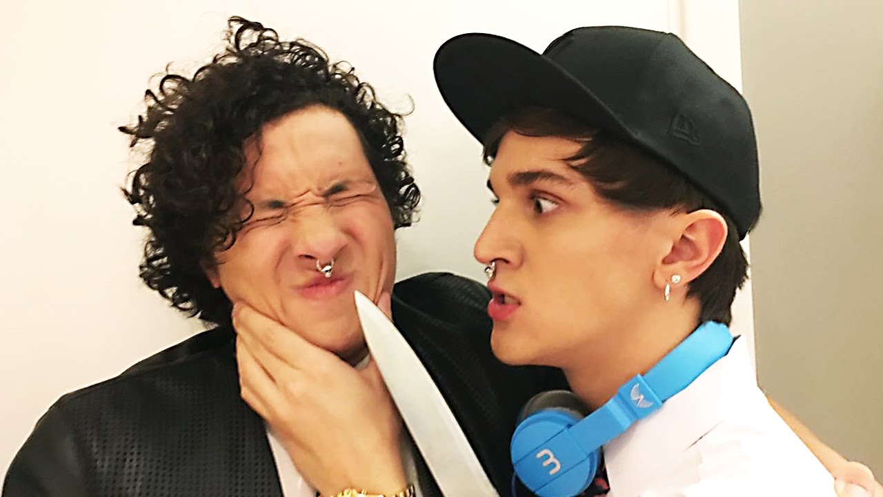 Colocamos Um Piercing No Nariz Youtube