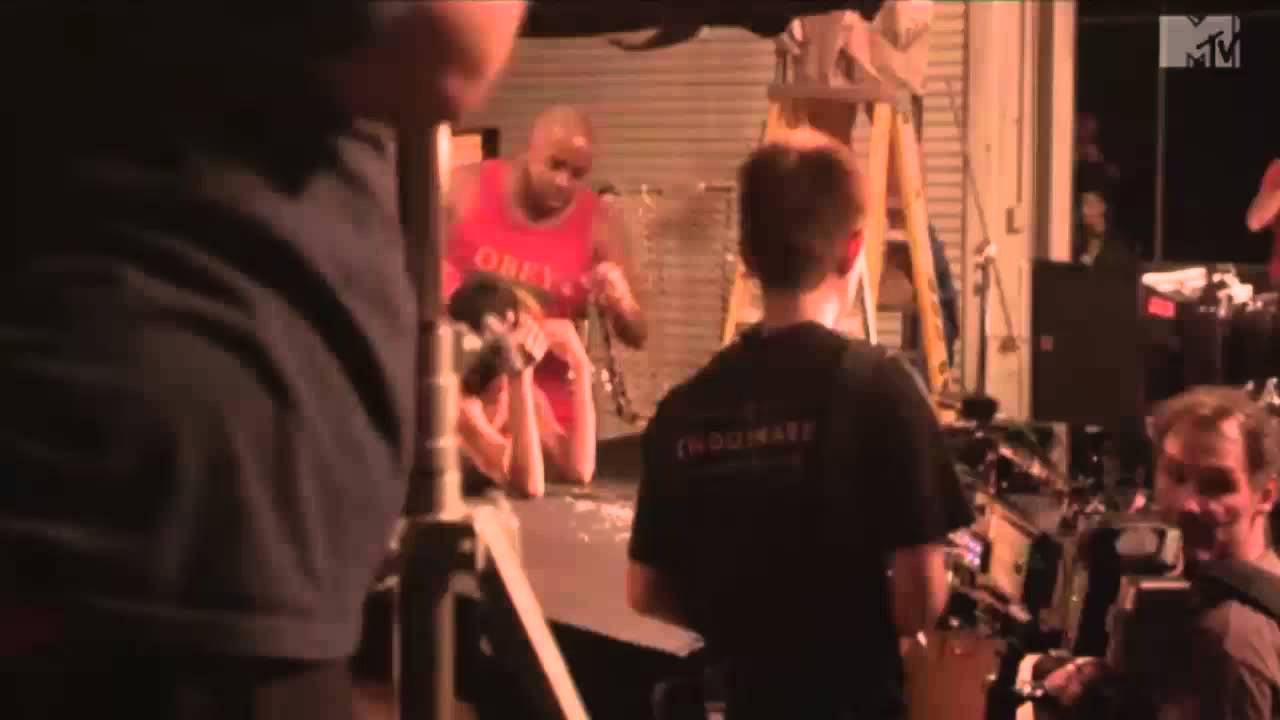 Mtv First Look Rihanna Diamonds Music Video Youtube Music