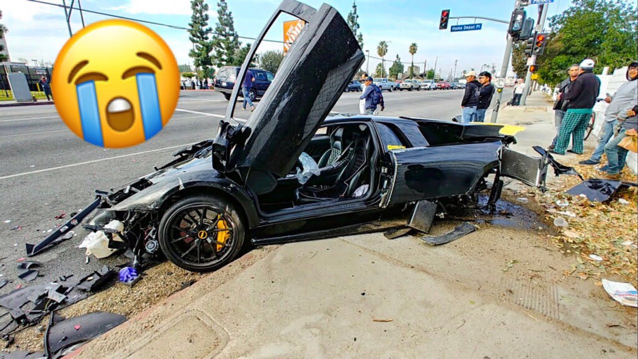 Lamborghini Crashes Into Ferrari