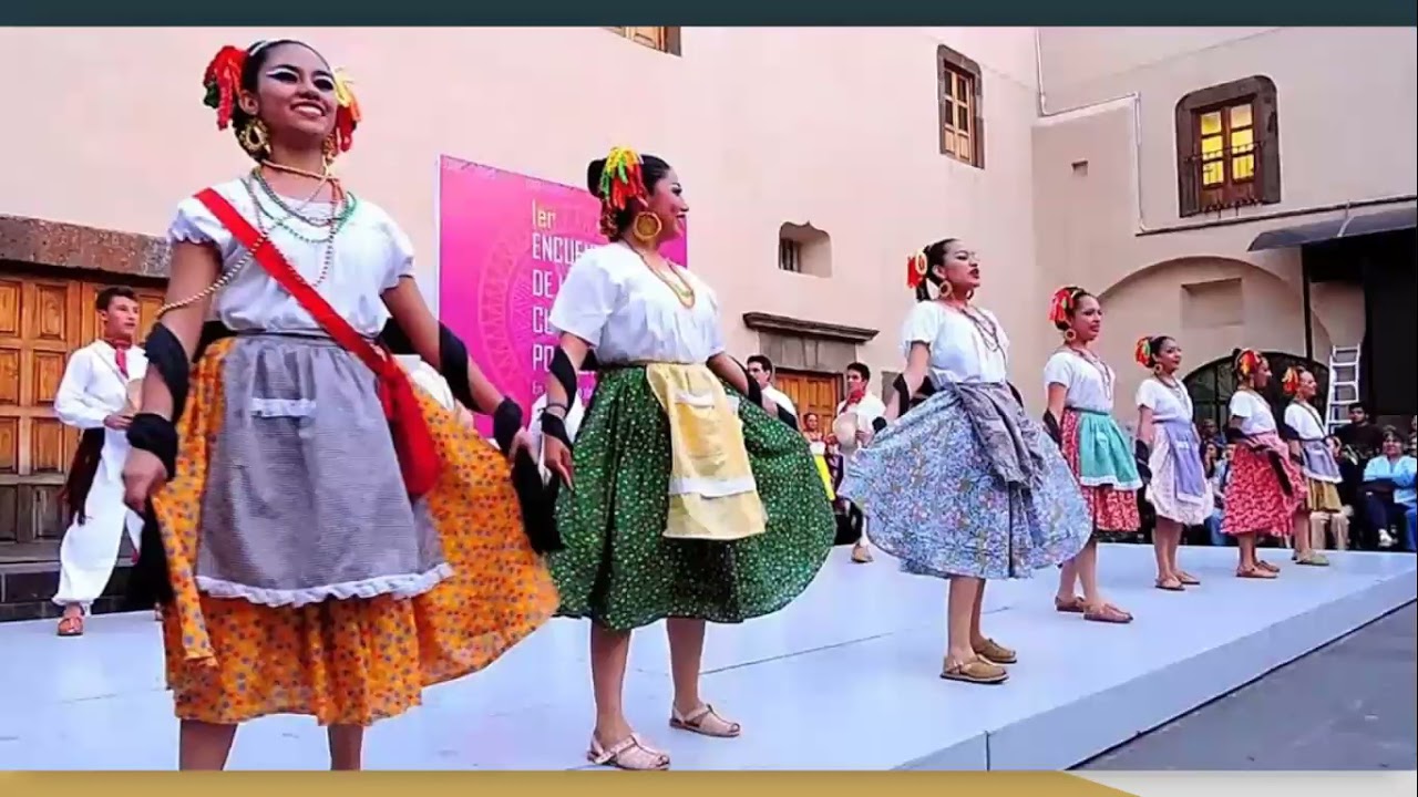 Traje Típico De Querétaro Youtube