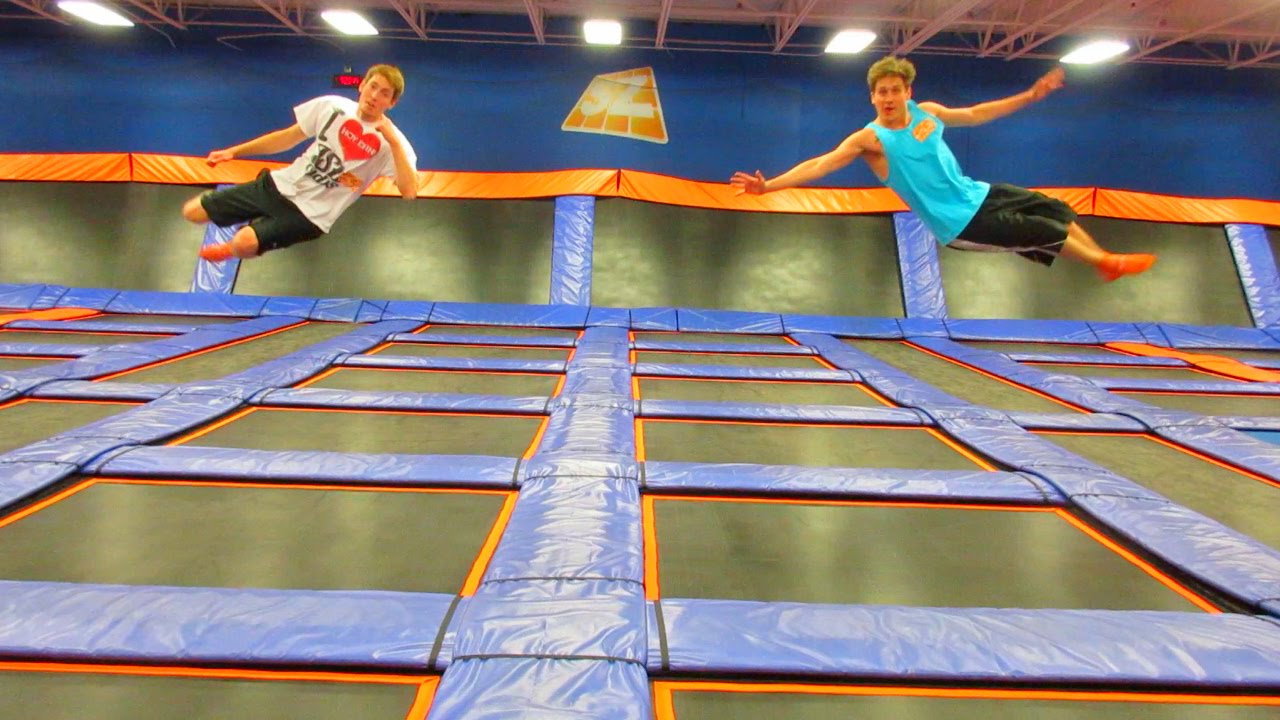Fun Indoor Trampoline Park Youtube
