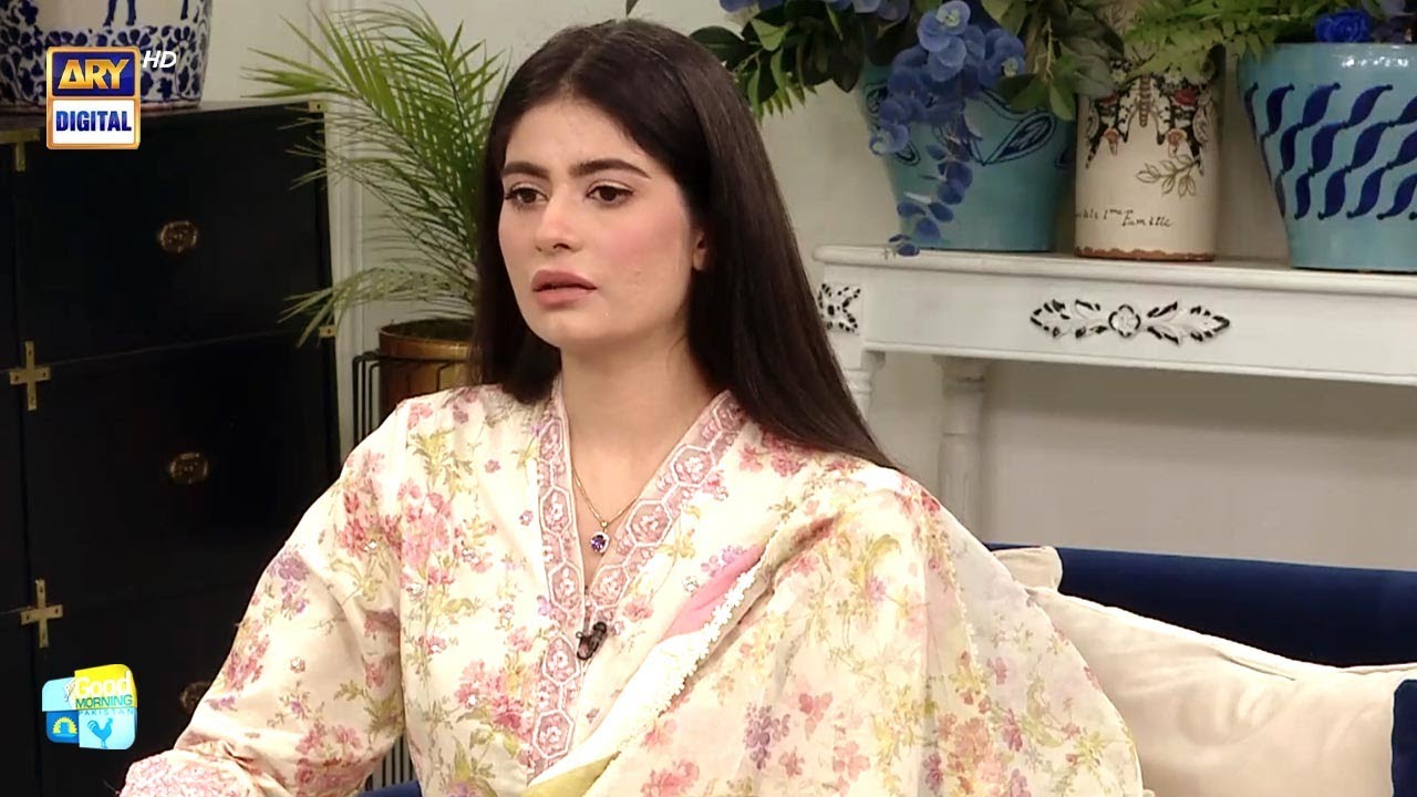 Muhabbat Ki Kahani Madiha Iftikhar Youtube