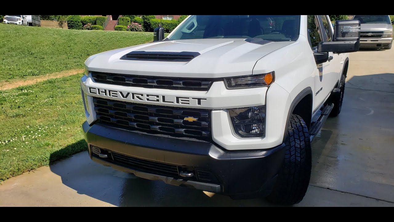 How To Paint A 2020 Silverado 2500hd Color Matched Grille Youtube