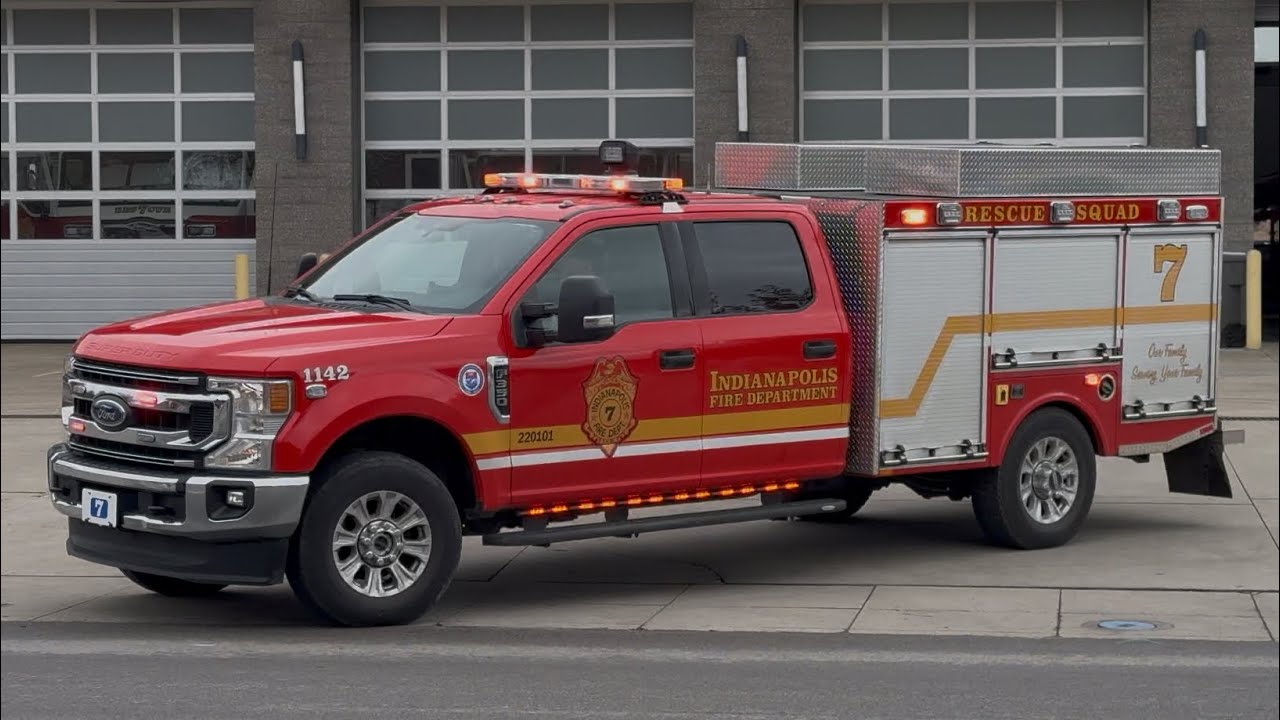 Indianapolis Fire Department Squad 7 Responding X2 Youtube