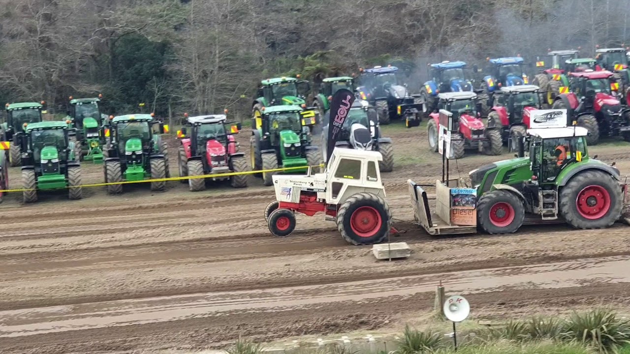 Tractor Pulling Competition Youtube