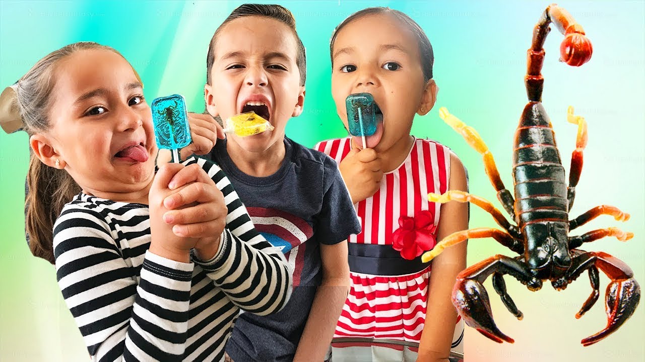 Probando Paletas De Alacrán Playworldtv Youtube