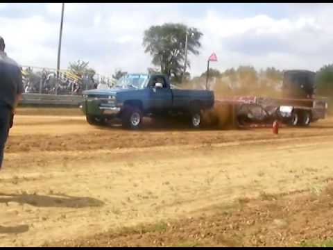 Central Illinois Truck Pullers 2013 Virginia Il Truck Pulls Youtube