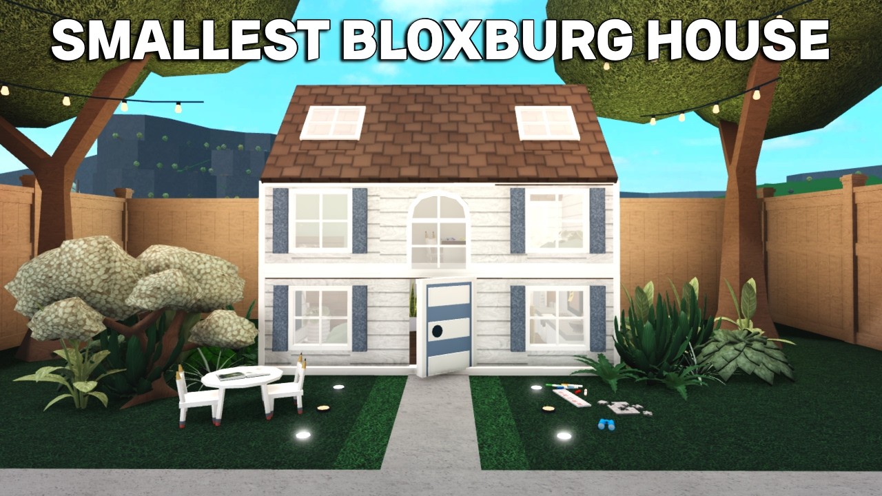 Building The Smallest Bloxburg House Youtube