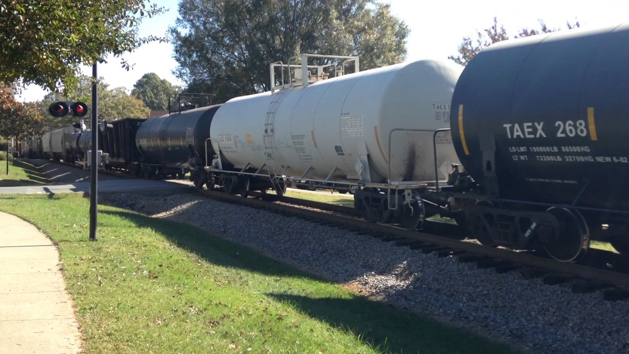 Q675 Csx 7922 Csx 4068 Csx 5347 And Csx 8734 Southbound Waxhaw Nc