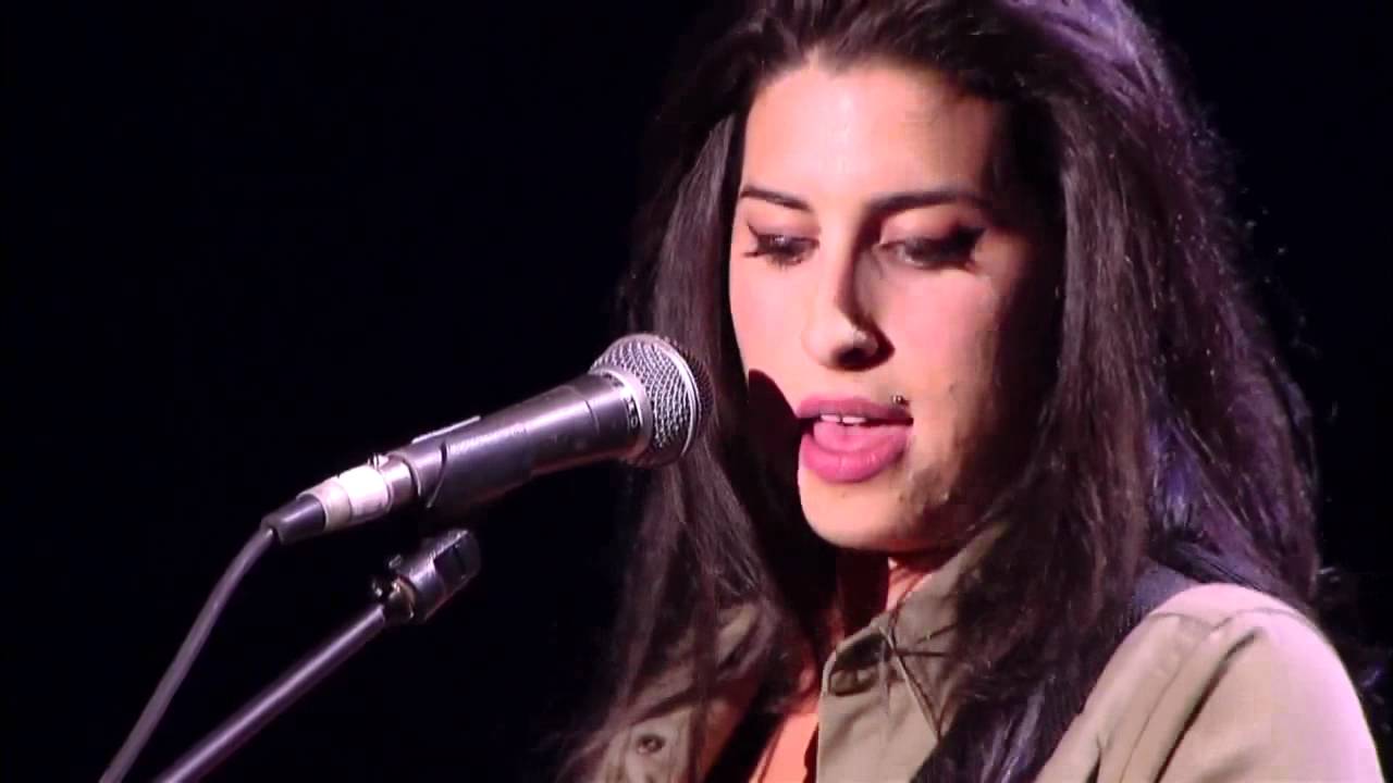 Amy Winehouse Rare Hd Footage Live Take The Box In My Bed