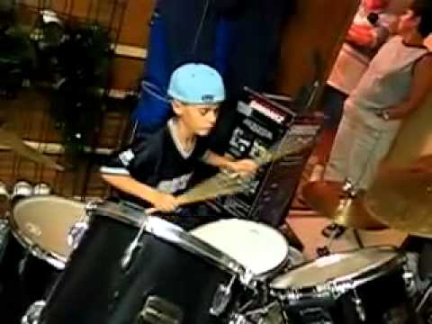 Justin Bieber Playing The Drums At Age 9 Youtube