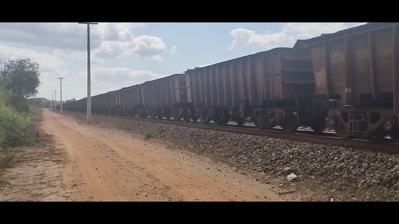 Dash 9 1122 Efvm Youtube