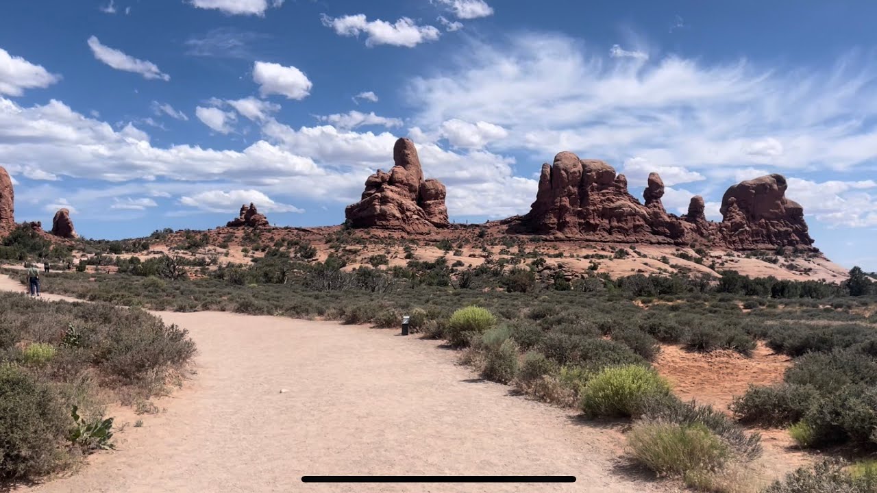 Arches National Park Windows Area Hike Review Youtube