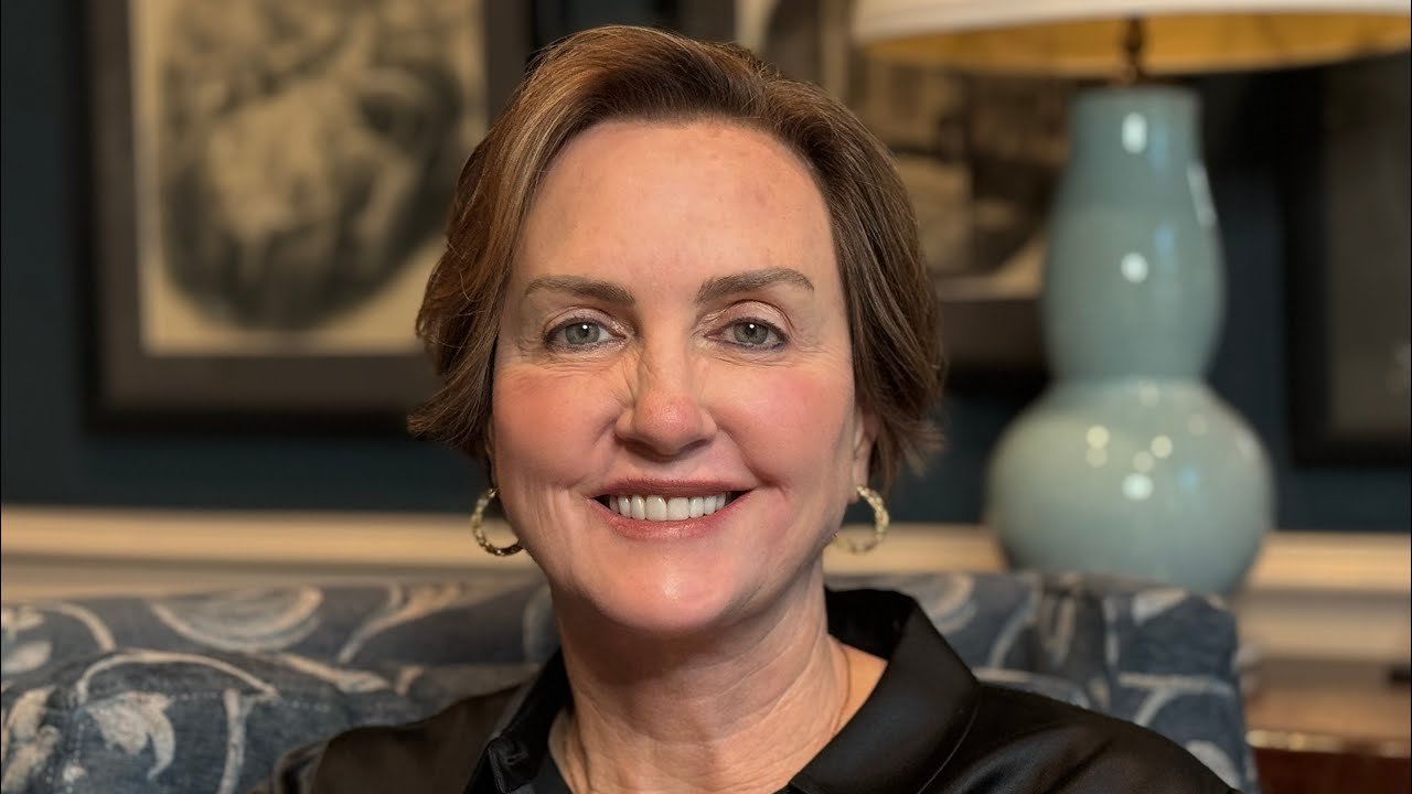 Succeed With A Tough Female Boss Youtube