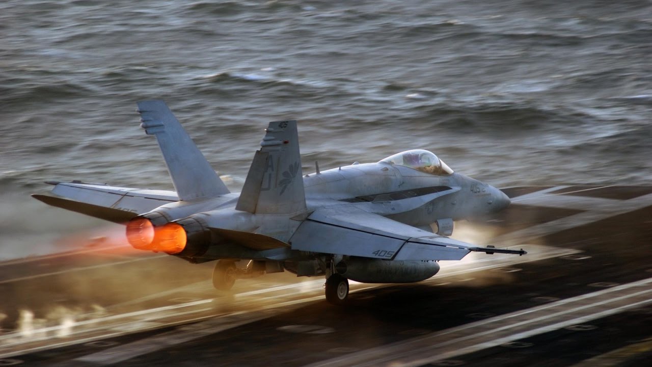 F 18 Hornet Breaking The Sound Barrier And Creating A Sonic Boom Youtube