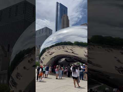 Must See In Chicago Cloud Gate Cloudgate Youtube