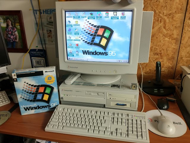 Microsoft Windows 95 Computer